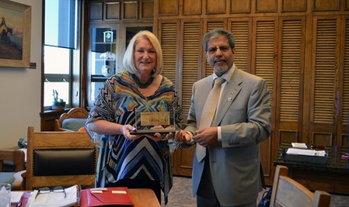 Meeting with the University of Arizona President – TFRASHEED.ORG